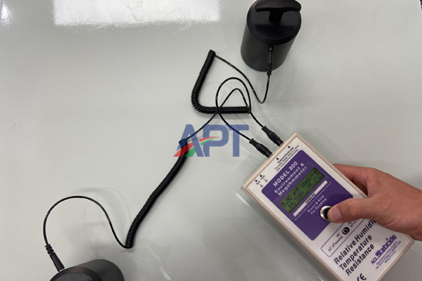 How does anti-static epoxy floor KERACOTE ESP300 bring static ...